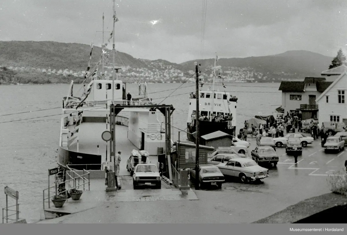 MS "Bruvik" på siste tur rundt Osterøy i 1979 - Museumssenteret i ...