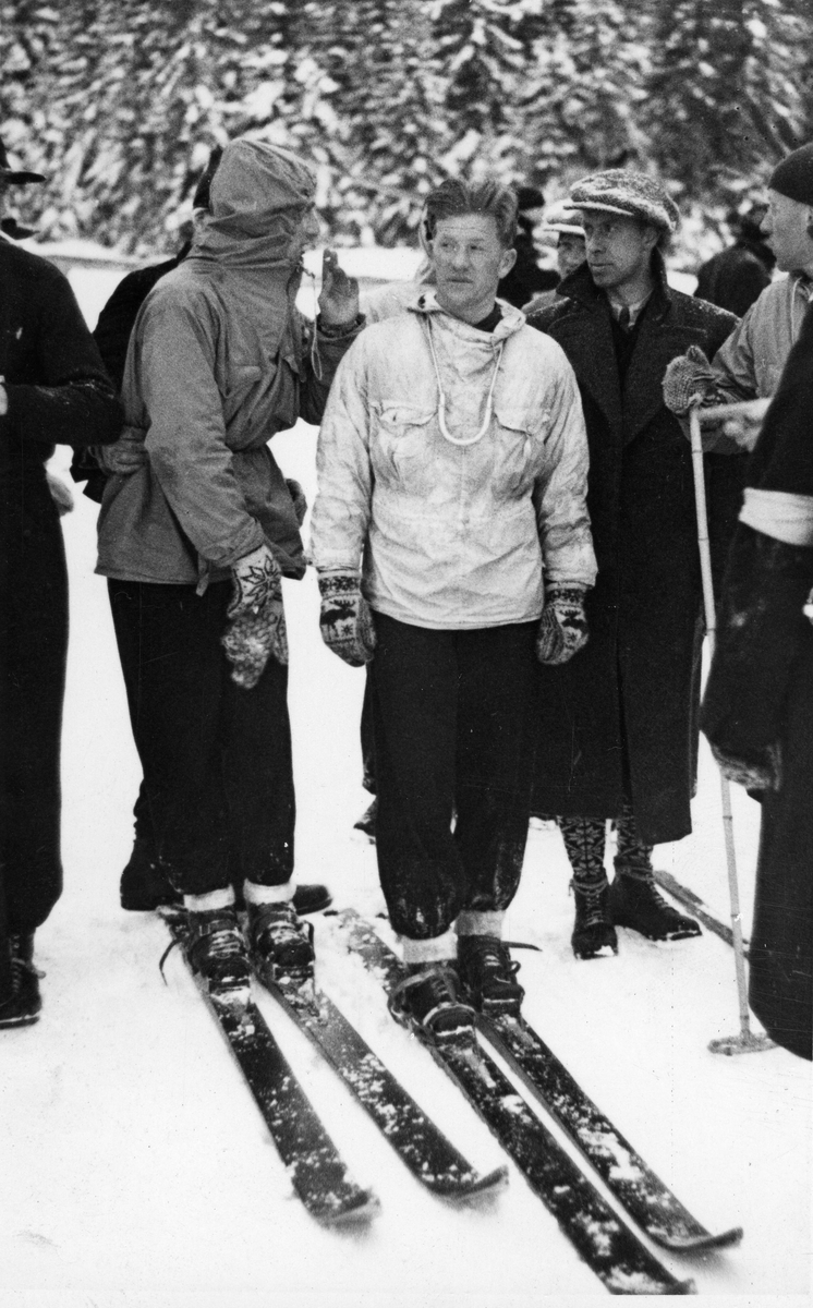 Birger Ruud under utforrenn i Garmisch-Partenkirchen - Norsk ...